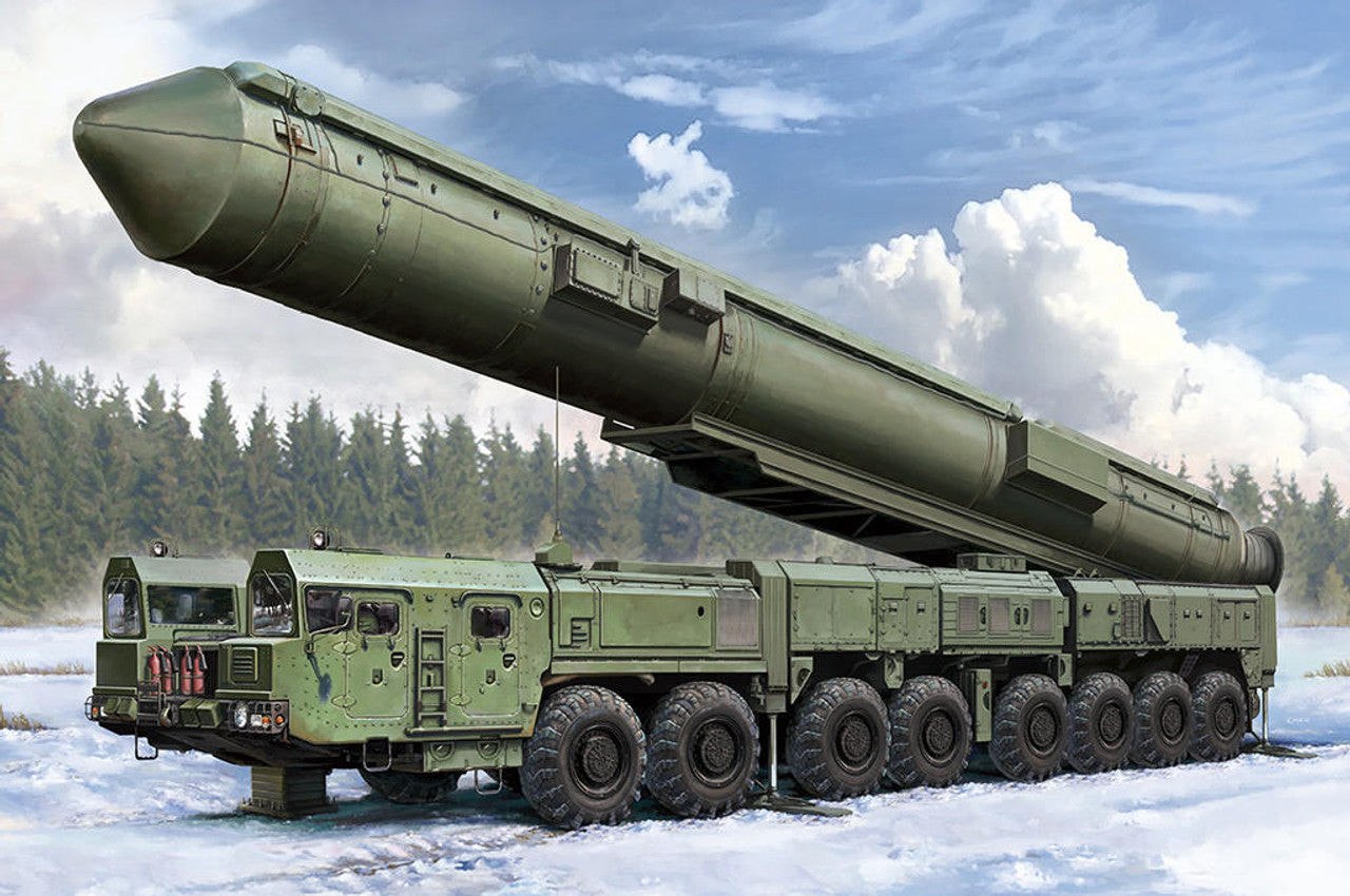 Hobby Boss 1/72 HobbyBoss 15U175 TEL of RS-12M1 Topol-M ICBM Complex – Fusion Scale Hobbies