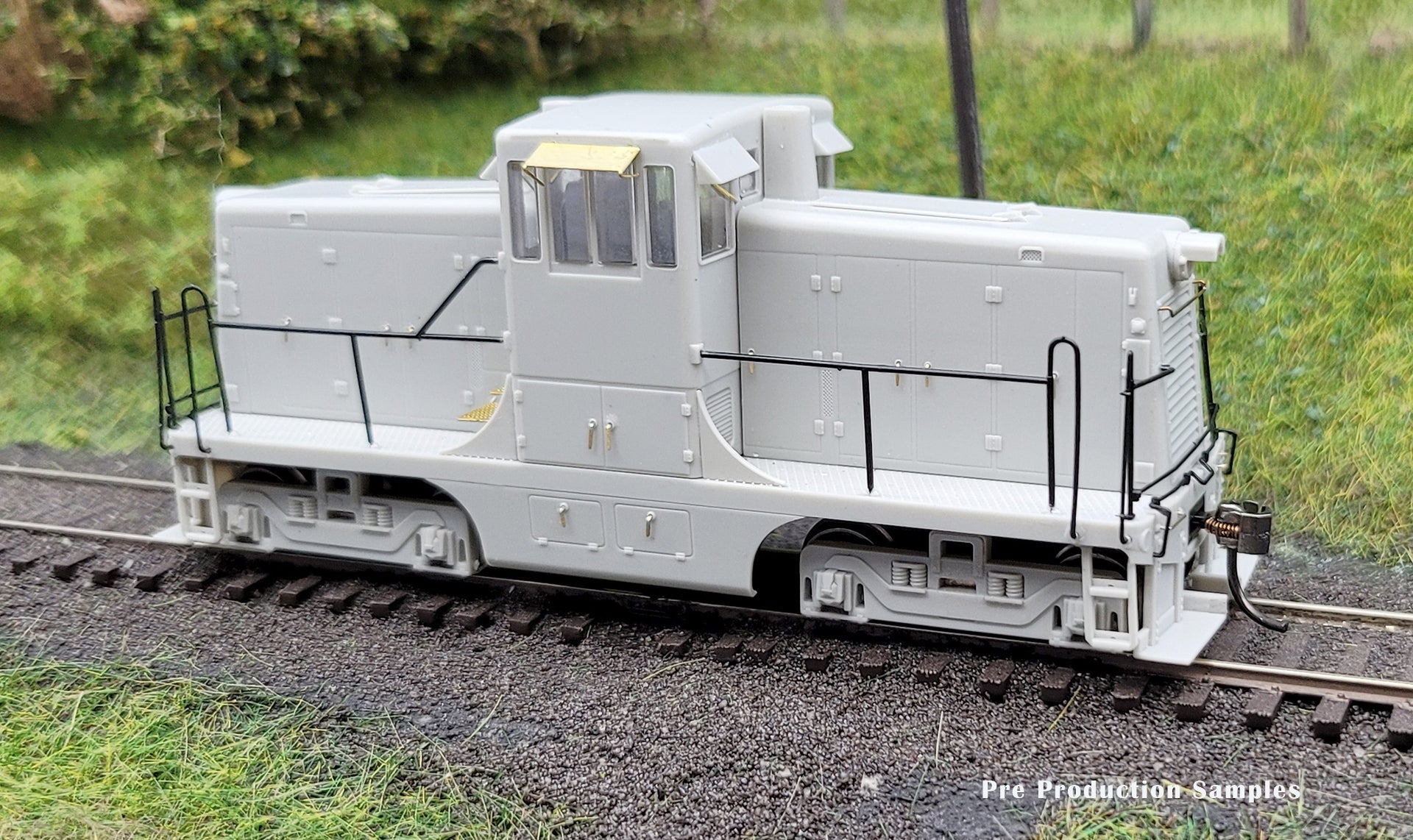Rapido HO GE 44 Tonner - HO Scale Diesel Locomotive – Fusion Scale Hobbies